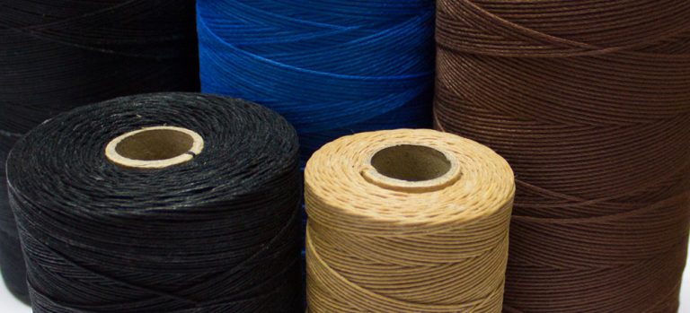 Twisted threads - Trencilo